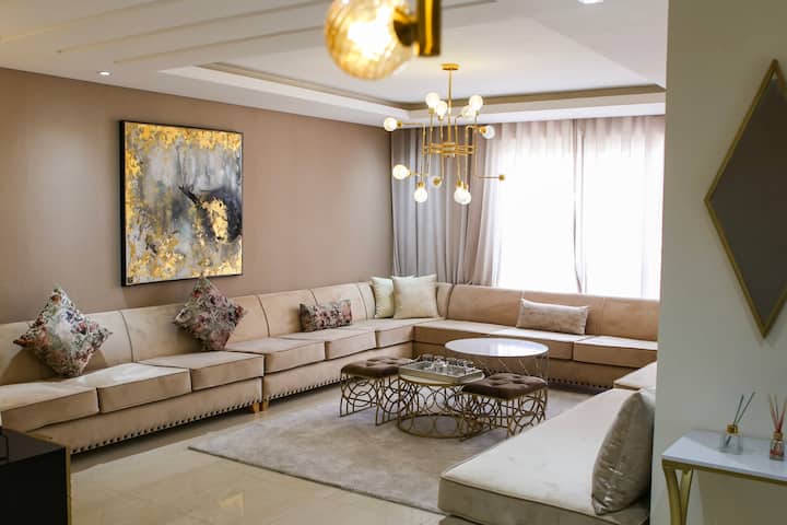 Spacious & Bright Apt. Stylish 2br. Pool. Parking - Agadir