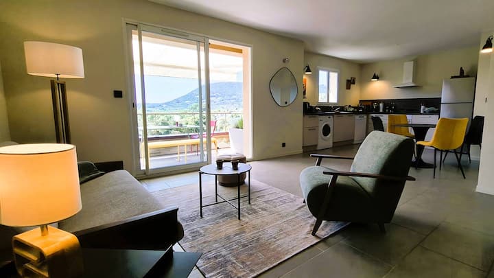 Appartement Pinarello. 4 Pers,  Piscine, 500 M Pla - Zonza