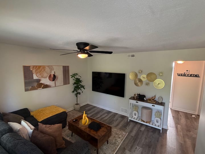 4861/near Hwy15 Min Frommci Airport&downtown/kc - Gladstone, MO