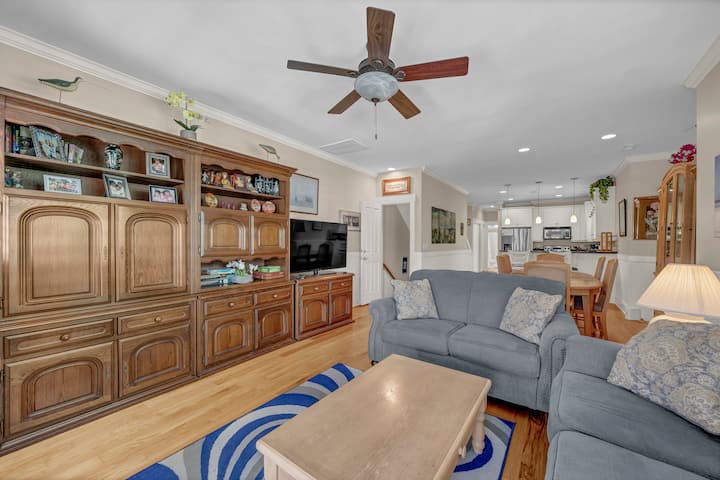 Ventnor Shores - 4 Bedroom/4 Bathroom Duplex In - Carolina Beach, NC