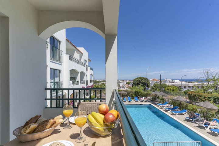 #384 Bright Pool View Apartment | Ac & Balcony - Albufeira