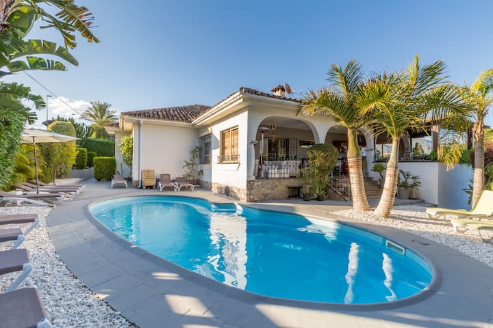 Villa "Joy " Walking Distance To Puerto Banus ! - Marbella