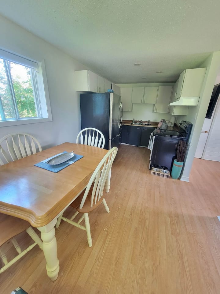 The City Apartment | Relaxing 4br Retreat - Ottawa