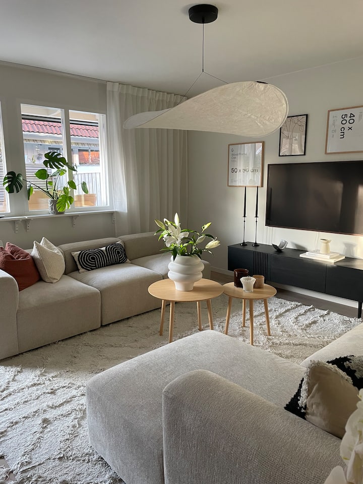 Radhus Med Fyra Våningar - Mölndal