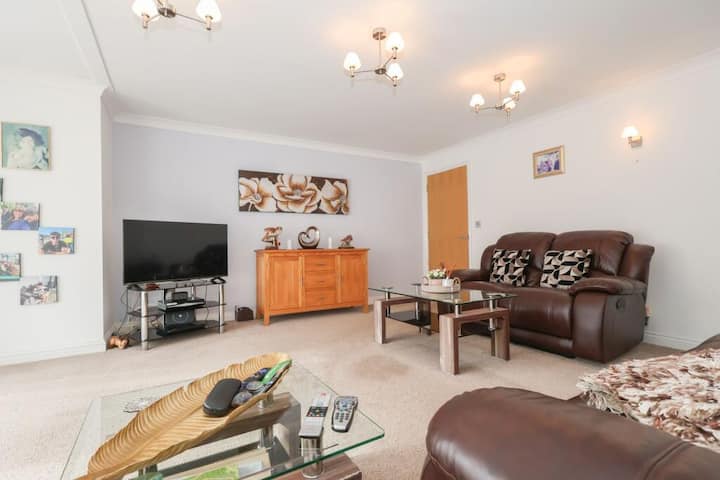 3 Bed In Pentire Nestled Between 2 Famous Beaches - Holywell