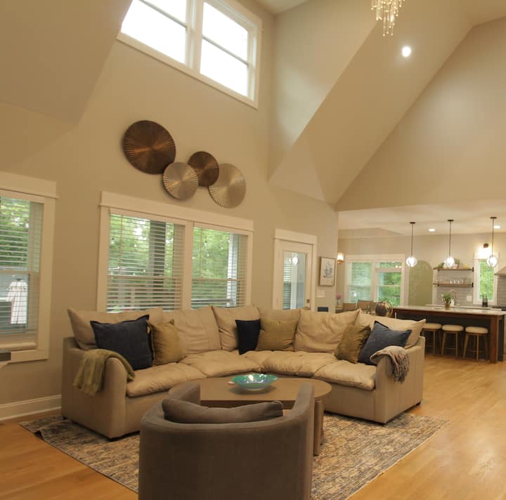Spacious, Game Room, Fire Pit At Lake Norman. - Denver, NC