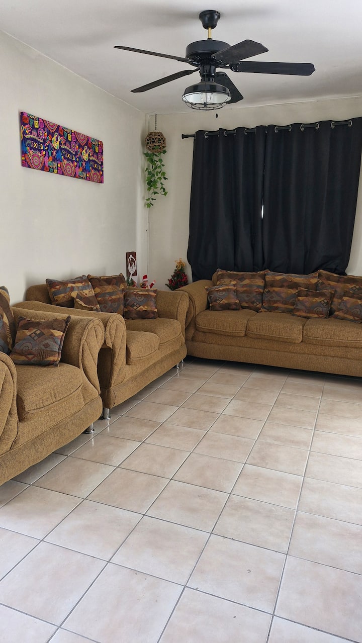 All House Juanita Bonita - Monterrey