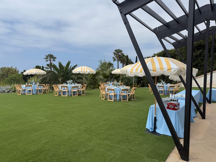 Green Yard By The Ocean - Malibu, CA