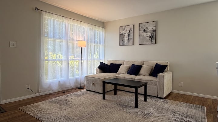 2 Br Home Near Lax & Sofi & Kia Forum - El Segundo, CA