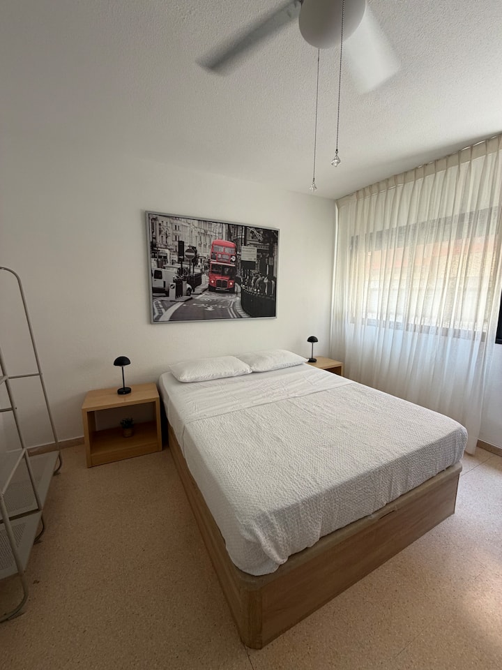 Double Room In Shared Apartment - Alicante
