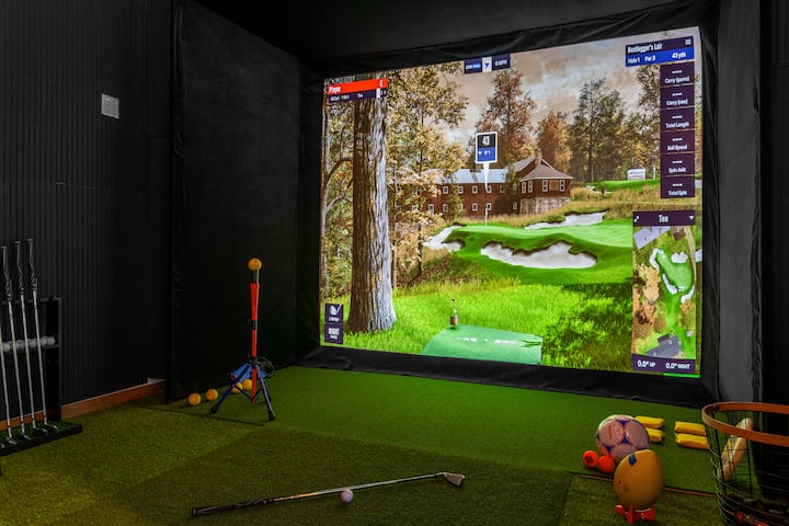 Indoor Pool  Golf Sim  Sauna  Hot Tub  Games - Sevierville
