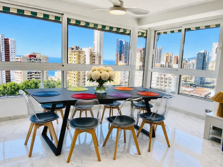 Espectacular Apartamento Nuevo Con Piscina - Benidorm