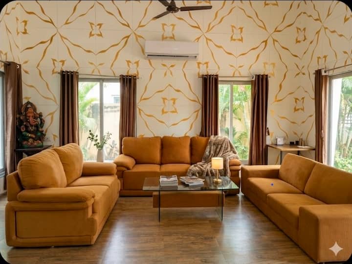 Family Fun Farmhouse With Private Pool - Bardoli