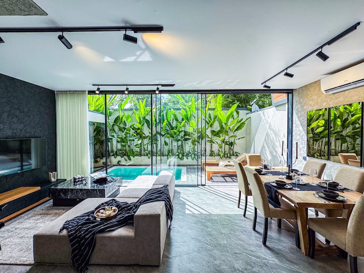 Superior Loft With Working Desk, Instalook Pool - Australia