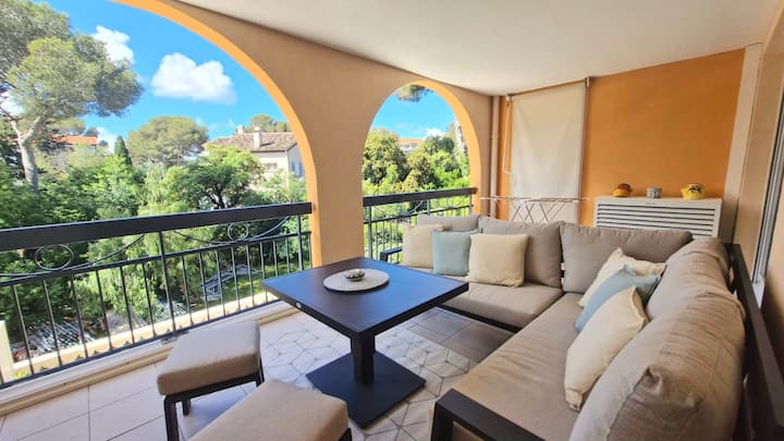 Beau T3 Avec Terrasse Au Grand Parc - Les Issambres