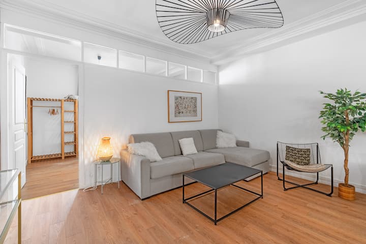 Appartement 100m² | Cœur De Montorgueil | 8 Pers - Paris