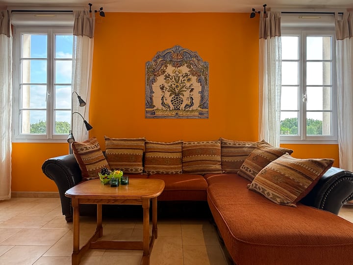 Villa Familiale Piscine Chauffée, Tennis Privé 14p - Saint-Jean-d'Angély