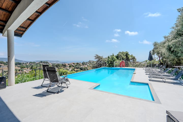 Magnifique Villa Vue Mer & Montagne Avec Piscine - Nizza