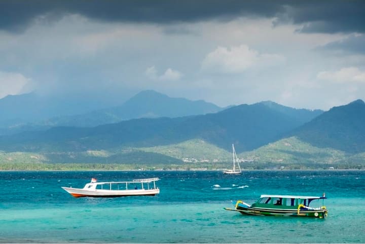 6 Deluxe Rooms 12pax 7seas Gili Air Lombok - Gili Islands