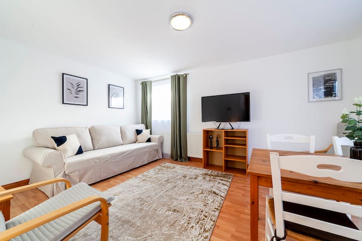 West London 2br | Chiswick High Road - Barnes
