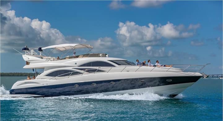 74 Luxury Yacht Retreat | Sleep On The Water ! - Miami Beach