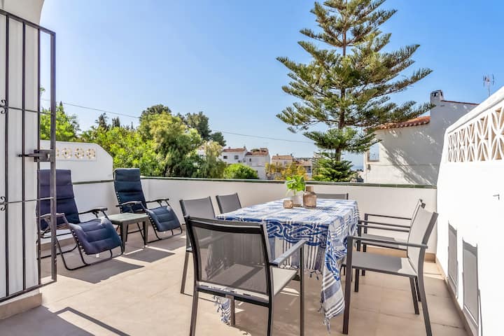 Sunny Townhouse With Terrace In Nerja - Nerja