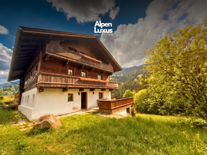 Chalet Naschberg - 5 Br, Terrace & Mountain View - Fügen