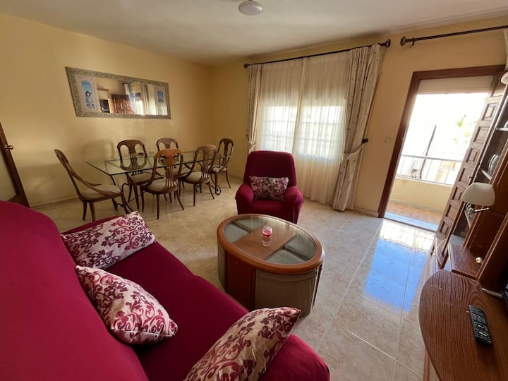 Piso 3 Dormitorios Y 2 Baños, Al Lado De La Playa. - Carboneras
