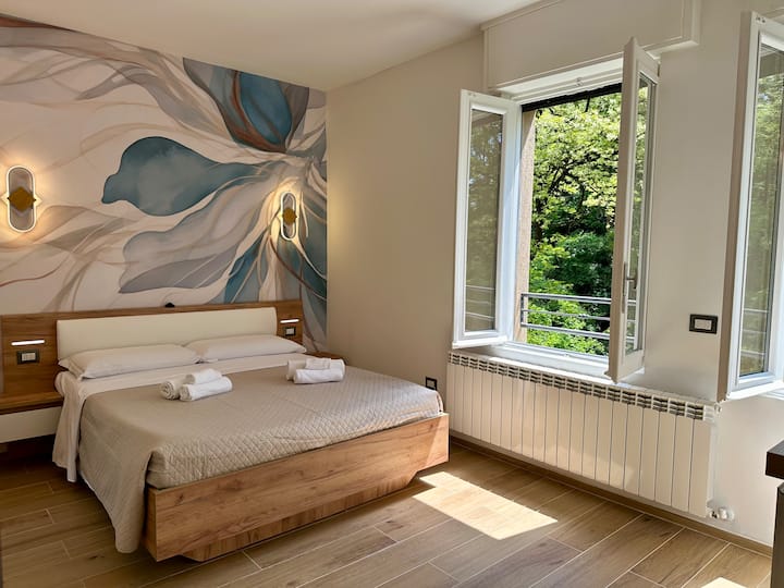 Lecco Rivers Retreat: Wood - Lecco