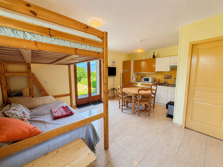 Studio Au Cœur De Crots - Proche Château Et Lac - Lac de Serre-Ponçon