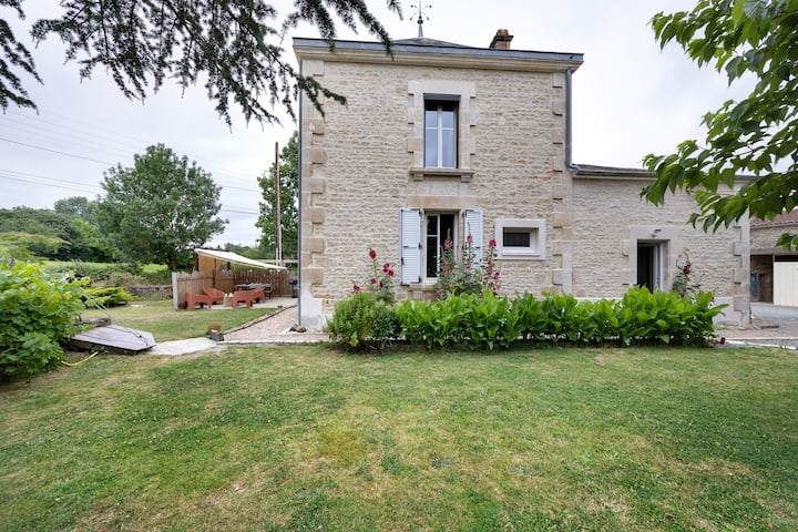 Gîte La Meilleraie Jardin Terrasse - Fontenay-le-Comte