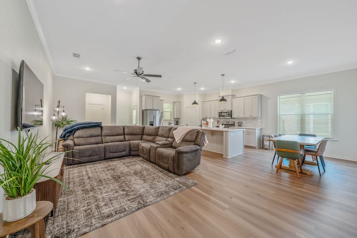 Greenhill Hideaway: Sleeps 8 - Tyler, TX