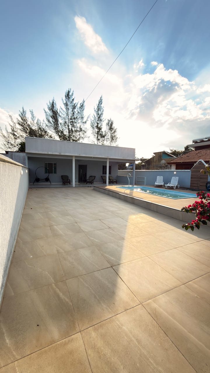 Casa De Praia Moderna Com Piscina - Cabo Frio