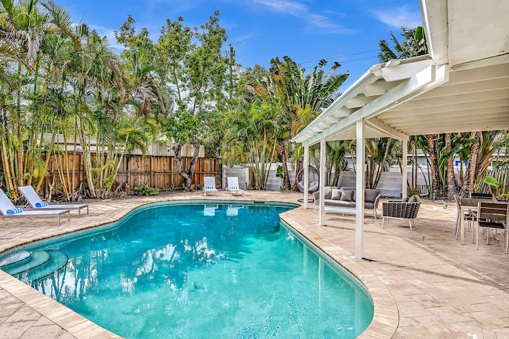 Hollywood Hills Oasis Pool 7br Retreat - Bahamas