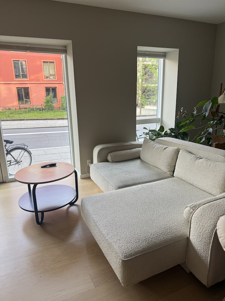 2br Apartment With Terrace & 2 Bathrooms In Cph V. - Kopenhagen