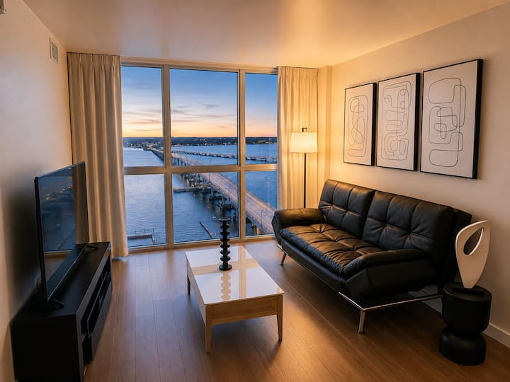 The 19thfloor Waterfront Escape (Prime Location) - Fort Myers, FL