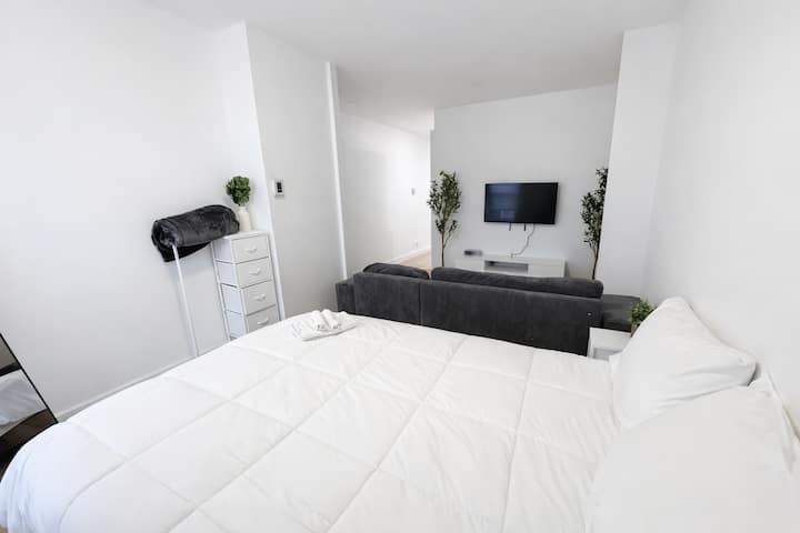 Loft Neuf Centre-ville Tr | Professionnel & Solo - Trois-Rivières