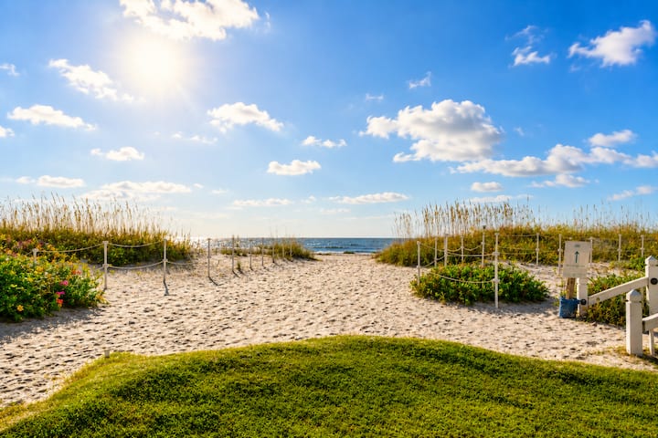 Steps To Beach • Resort Pool • Wild Dunes Resort - 棕櫚島