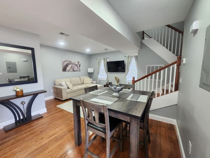 2br Home | 15m To Nyc & Metlife Stadium - Yonkers, NY