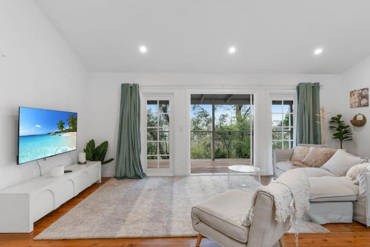 Pine Tree Escape - Blackheath, NSW, Australia