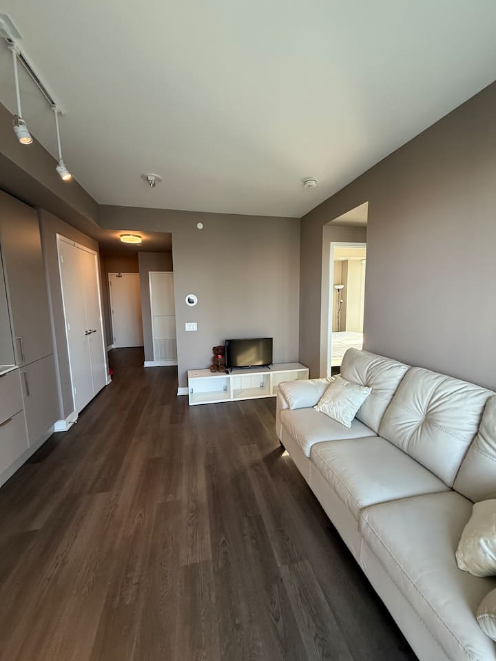 Deluxe 2 Bedrooms Square One - Mississauga