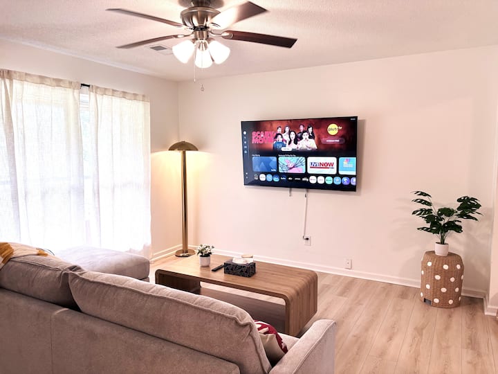 Peaceful Pooler Home For Business & Extended Stays - Pooler, GA