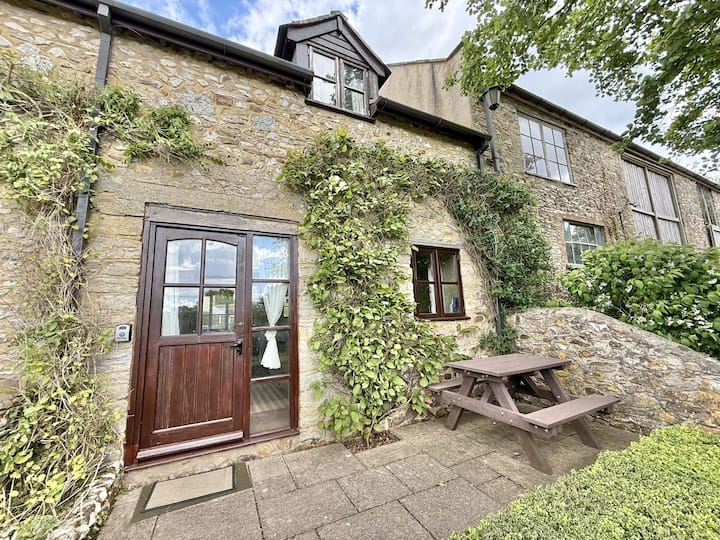 Honeysuckle Cottage - Seaton