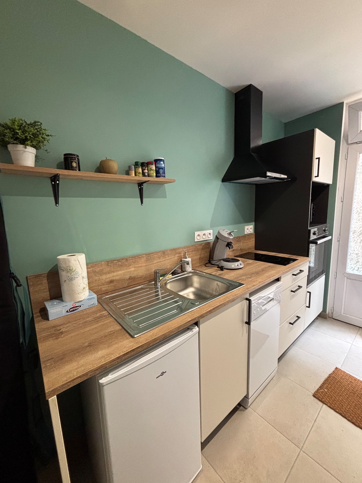 Townhouse on 3 levels - Apartments for Rent in Andouillé, Pays de la ...