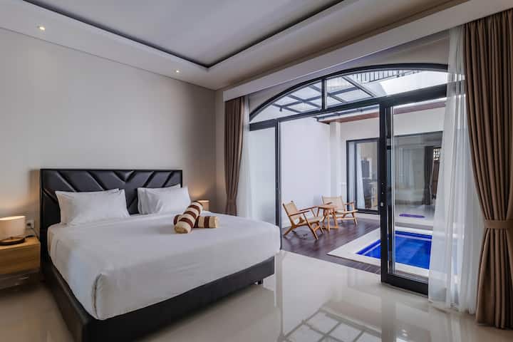 Tropical 2-br Villa | Heart Of Canggu - Canggu