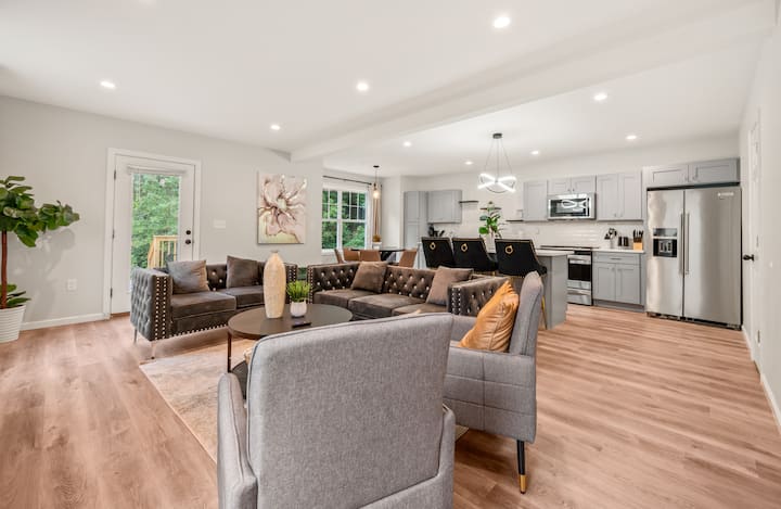 Move In Ready 5br, Sleeps 10, Best Value In Town - West Hartford, CT
