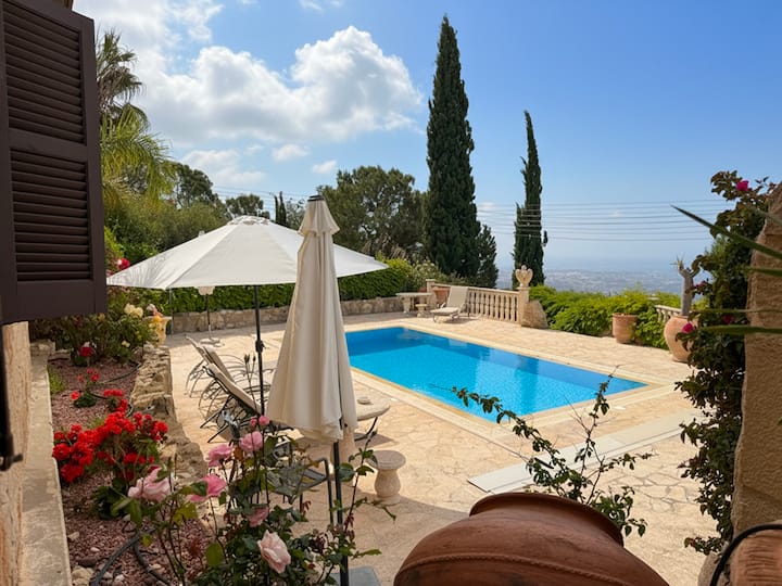 Garden Of Eden 3bedroom Bungalow With Pool - Paphos