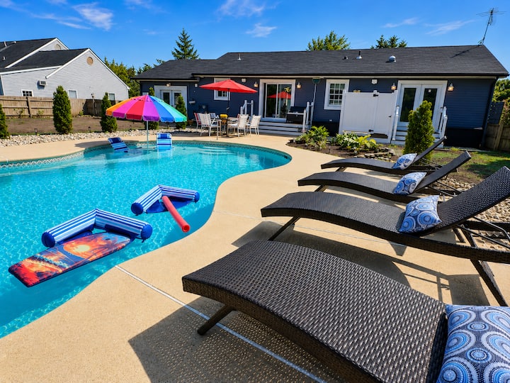 Leftys Poolside Retreat - Lewes, DE