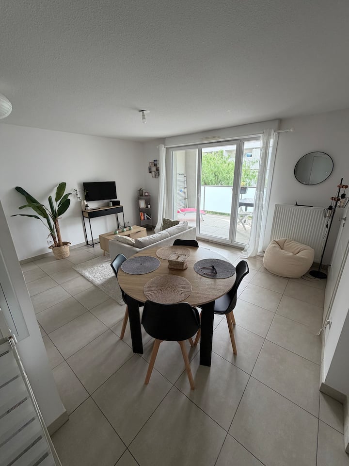 T2 Avec Balcon & Parking | 12 Min Du Centre - Castelnau-le-Lez