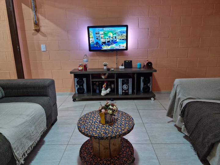 Chácara C/ Piscina Privativa A 5 Min Do Centro! - Amparo
